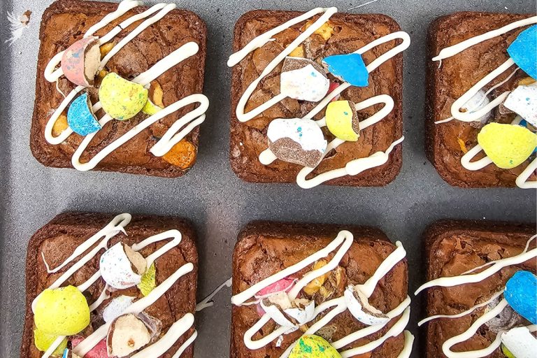 Crack Into These Delicious Easter Robin Egg Brownies