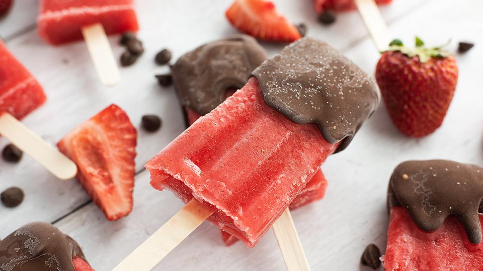 Summer's Coolest Lineup: Homemade Popsicle Recipes from Playful to ...