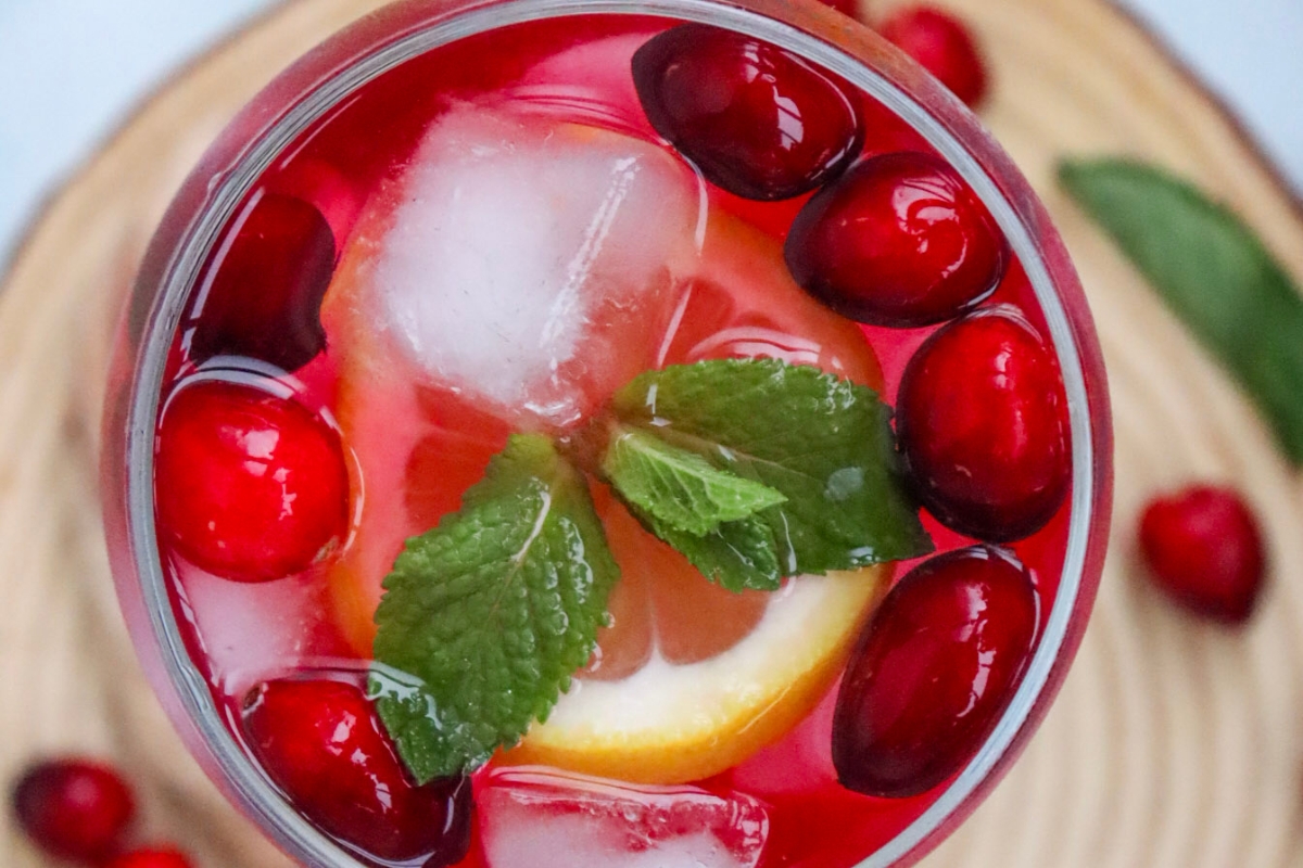 Refresh With This Easy Cranberry Spritzer Mocktail Recipe