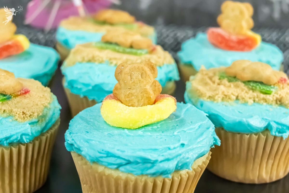 Beach Bear Cupcakes for Pool Parties and Summer Celebrations